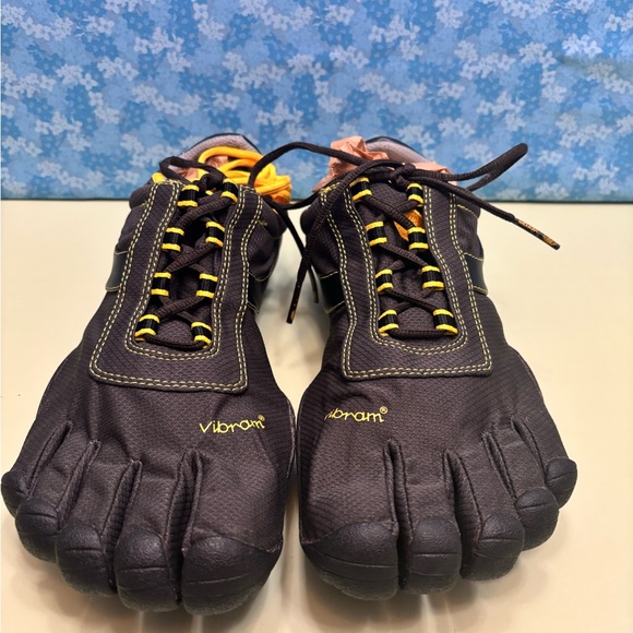 Vibram | Shoes | Vibram Black Fivefingers With Yellow Highlights | Poshmark